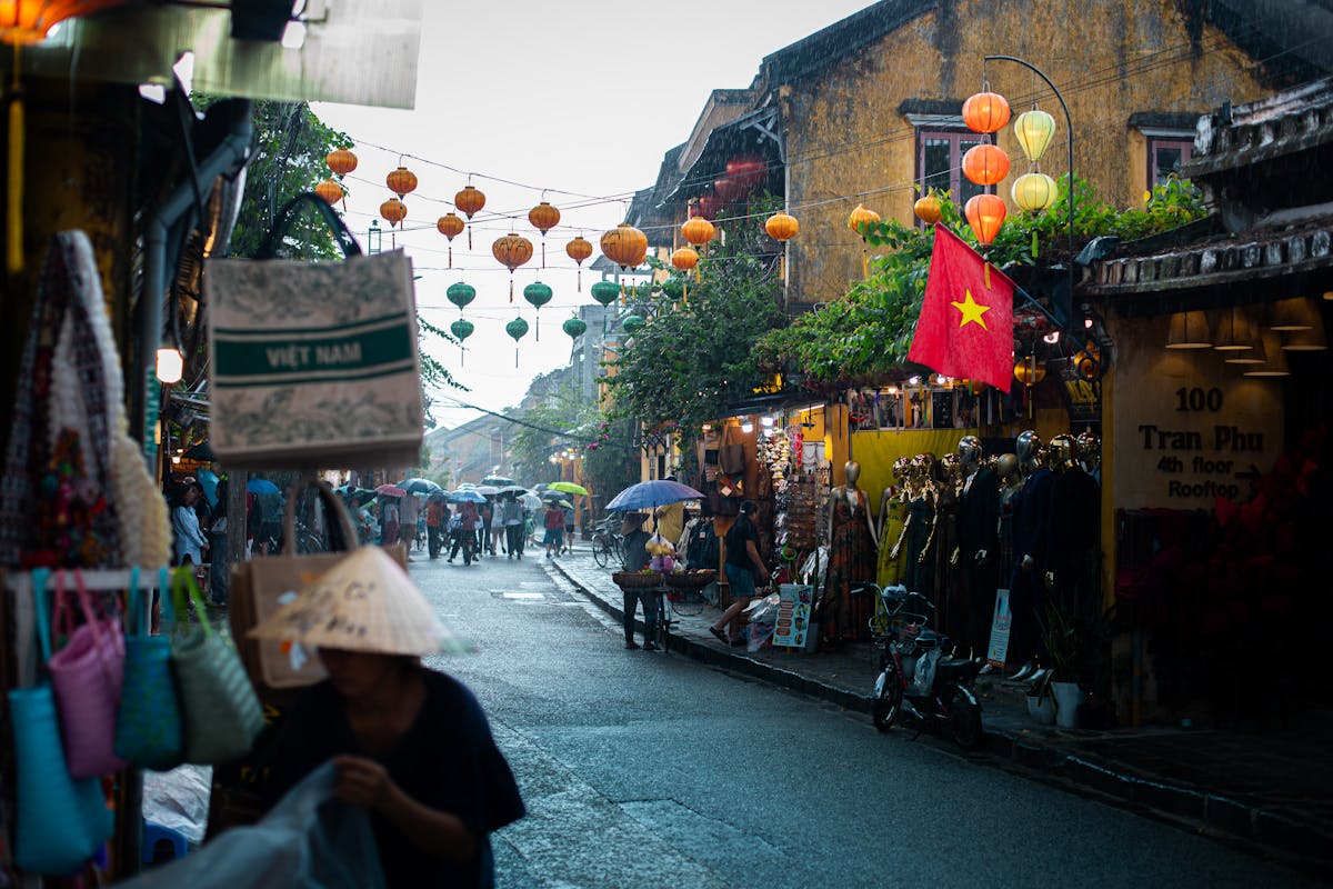 Cultural Immersion Tips for Backpackers 2026-27 - Backpacker Destination